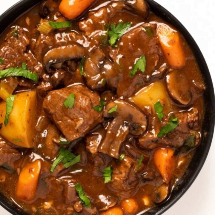 Easy Beef Stew with Carrots and Potatoes